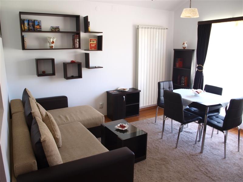 Complex Turistic Edi Slanic Moldova | Romania Montana - Cazare ...